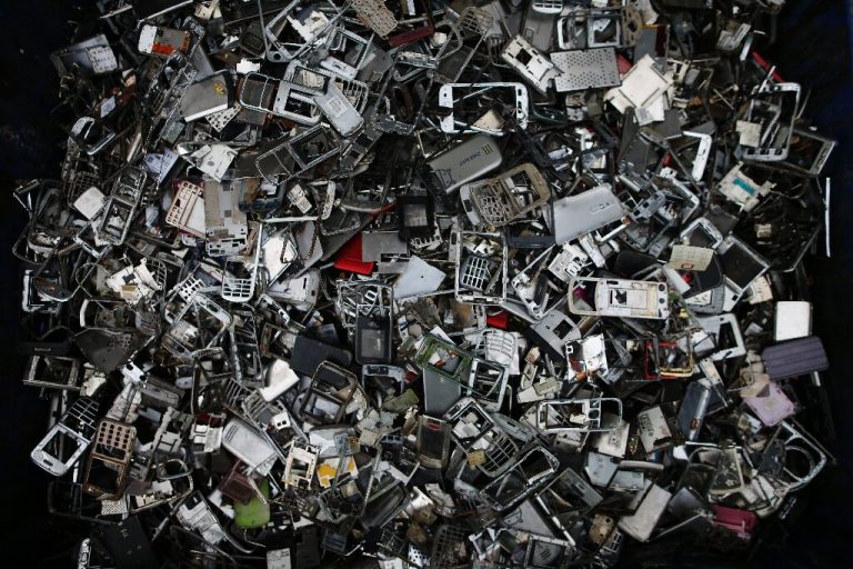 The Environmental Impact of Discarded Phones: E-Waste Crisis ...